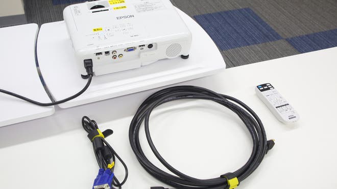 【旭橋駅徒歩5分】定員25+α!プロジェクター含む備品・高速Wi-Fi無料!東町301会議室の写真2