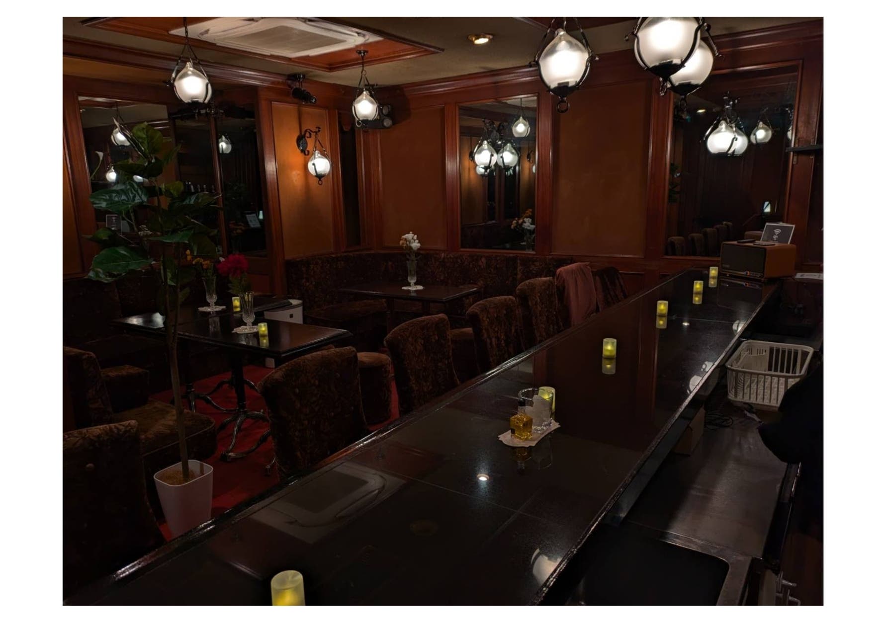 国分町【THE SALON】カラオケ付きレンタルスナック｜キッチン付スペース｜2次会・飲み会に最適！の写真2