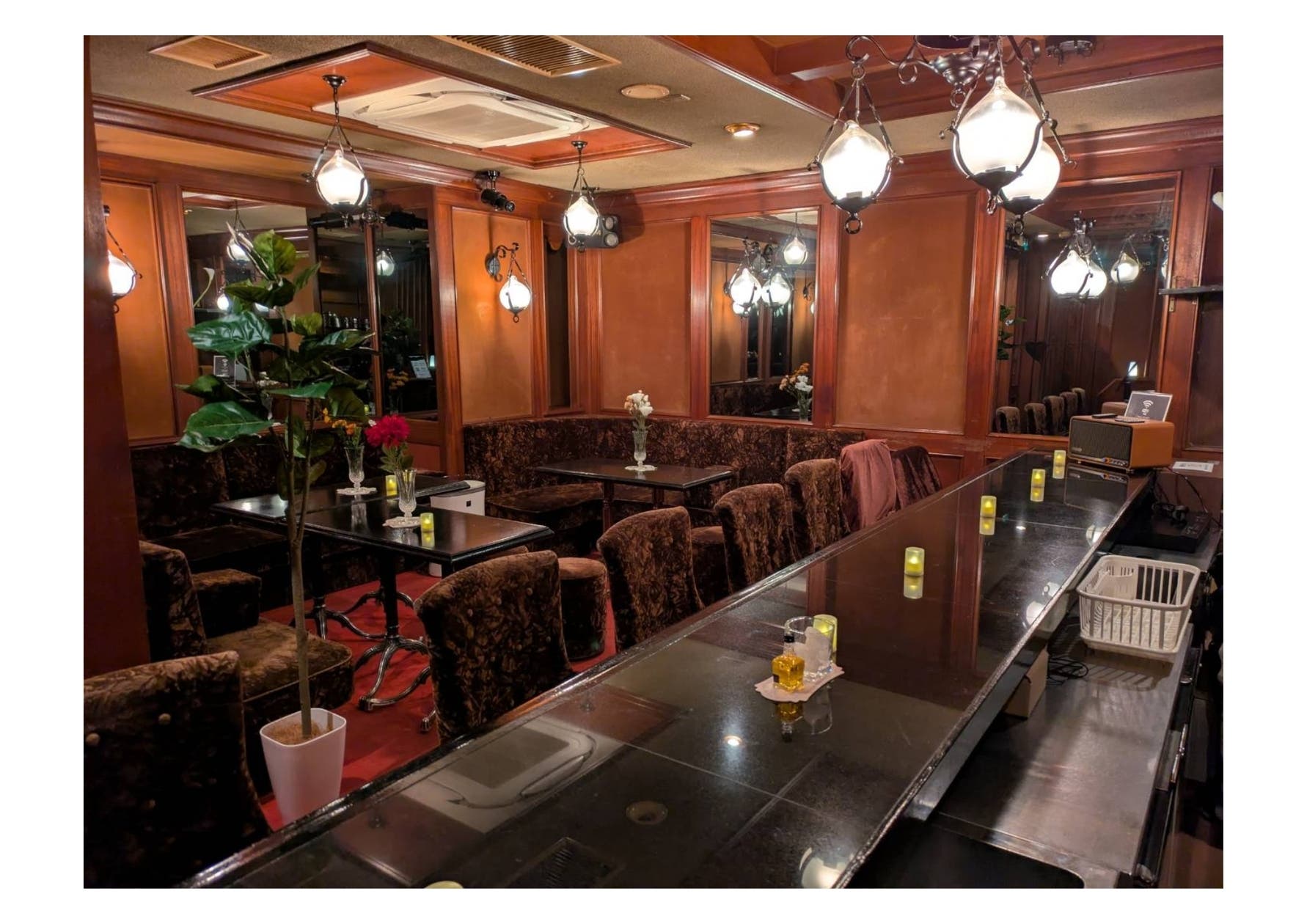 国分町【THE SALON】カラオケ付きレンタルスナック｜キッチン付スペース｜2次会・飲み会に最適！の写真1