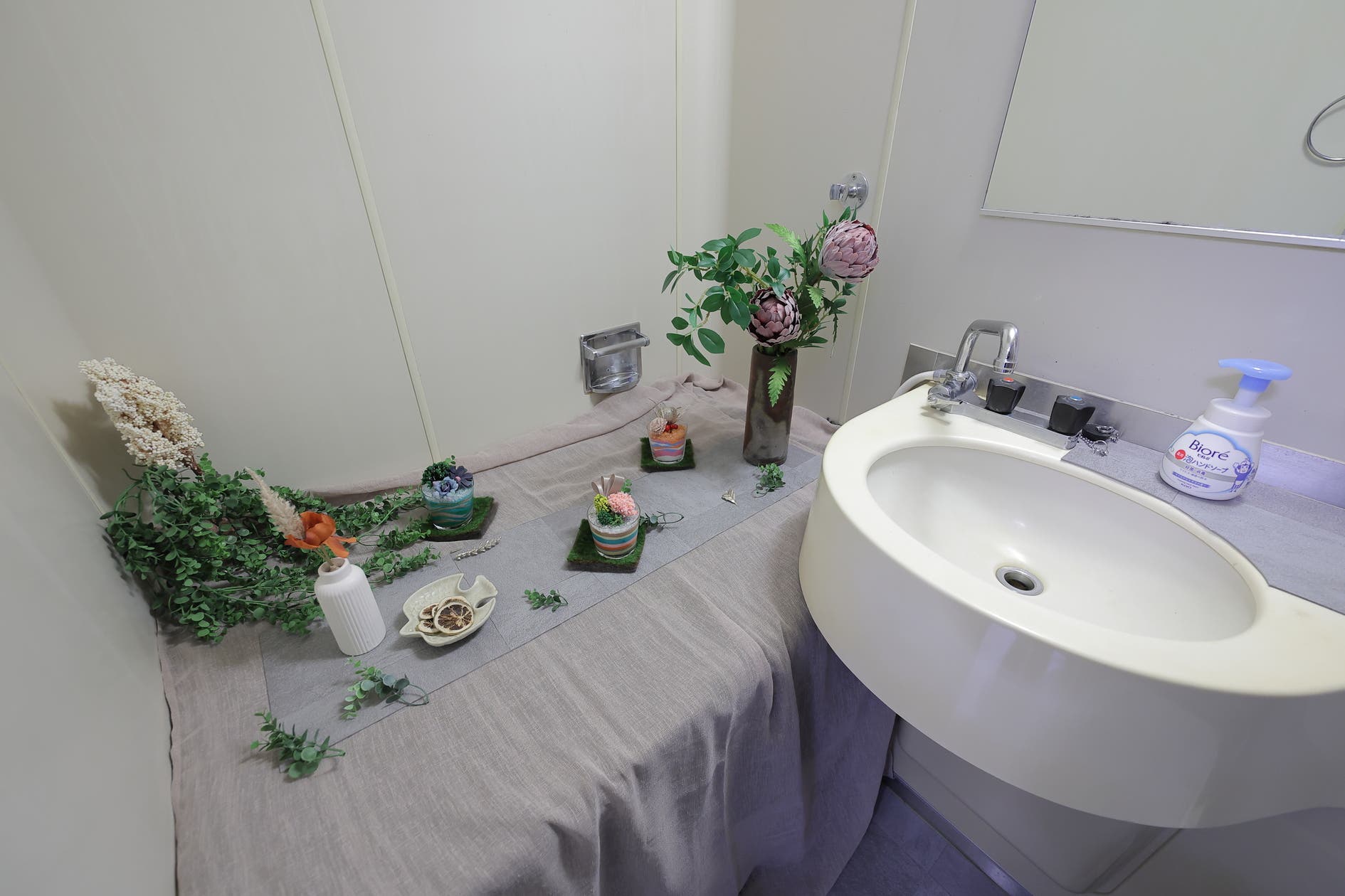 【OPEN🎉】福岡駅より徒歩約4分｜完全個室｜リクライニングチェア｜美容レッスン・ネイル・まつエク用途で使えるシェア空間の写真18