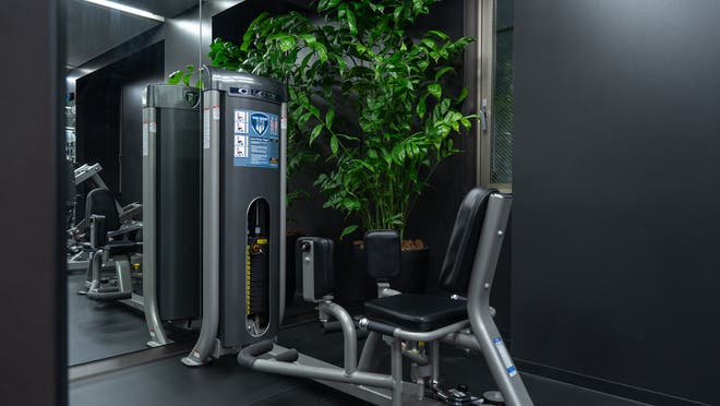 7種類のマシンを完備!半蔵門駅【徒歩1分】エリア最大級の広さ|上質で洗練された空間の写真6