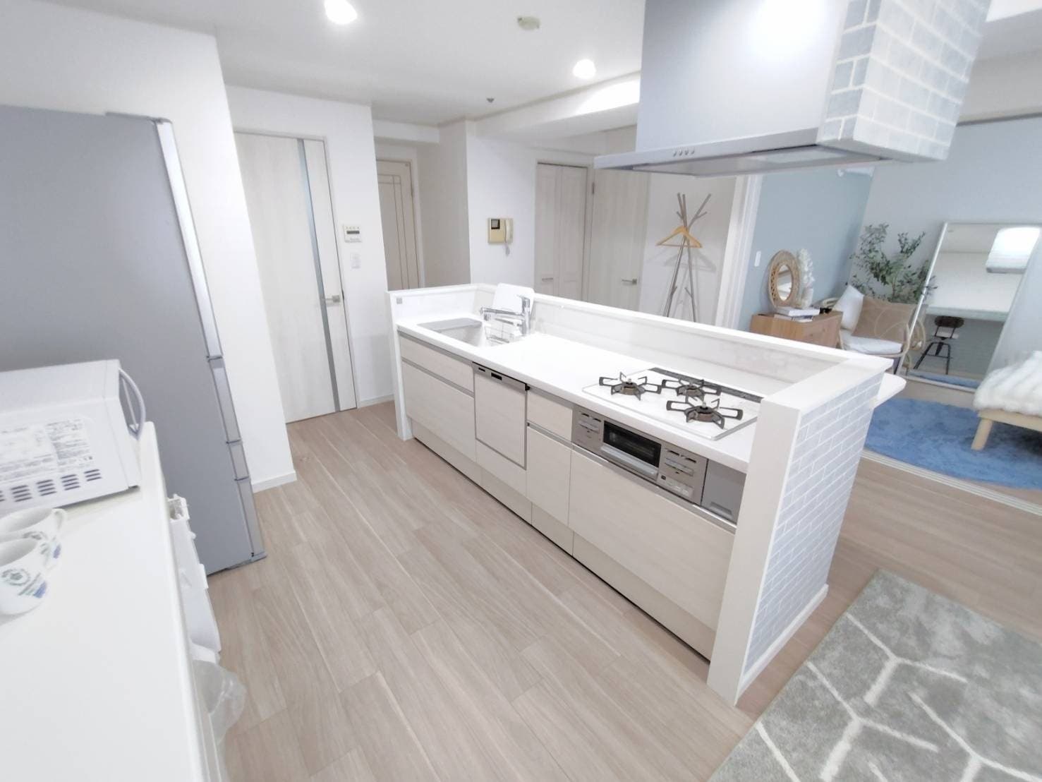 東京都港区・東京タワー徒歩圏内・建物最上階・広く大きなキッチン、全室自然光の入る３部屋を備えた撮影スタジオの写真4