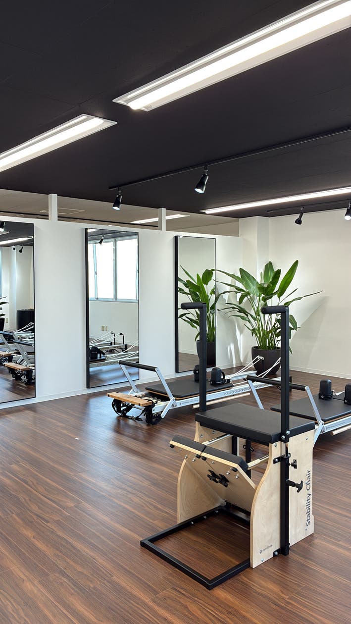 Merrithew制のマシン、プロップス完備のピラティススタジオの写真1