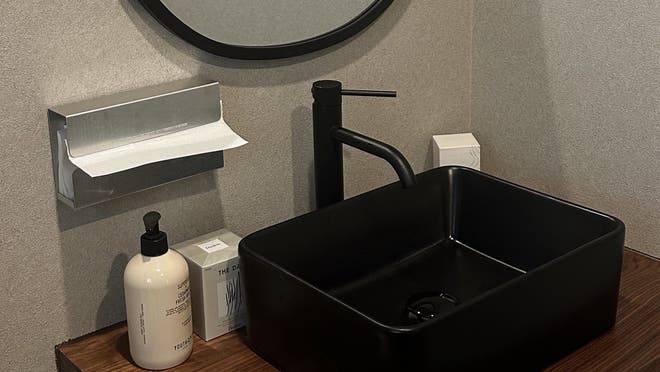 Merrithew制のマシン、プロップス完備のピラティススタジオの写真8