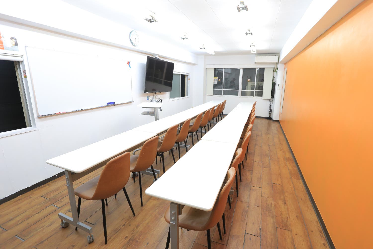 【アズール】池袋駅西口1分 WiFi・プロジェクタ・ホワイトボード無料　Web会議やテレワークにの写真4