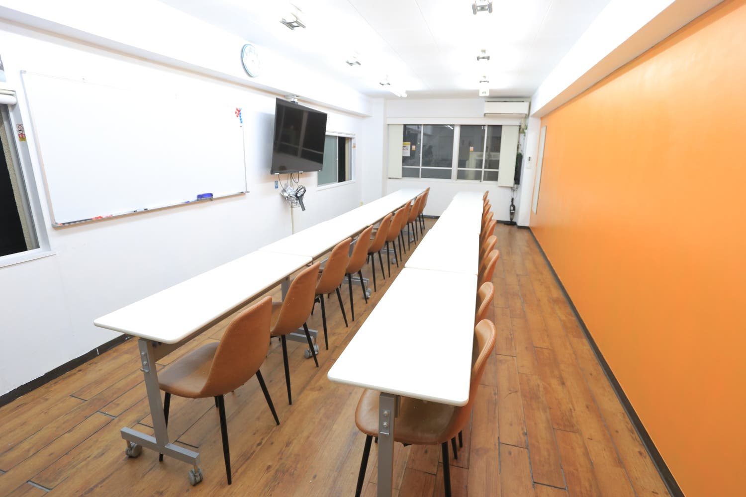【アズール】池袋駅西口1分 WiFi・プロジェクタ・ホワイトボード無料　Web会議やテレワークにの写真6