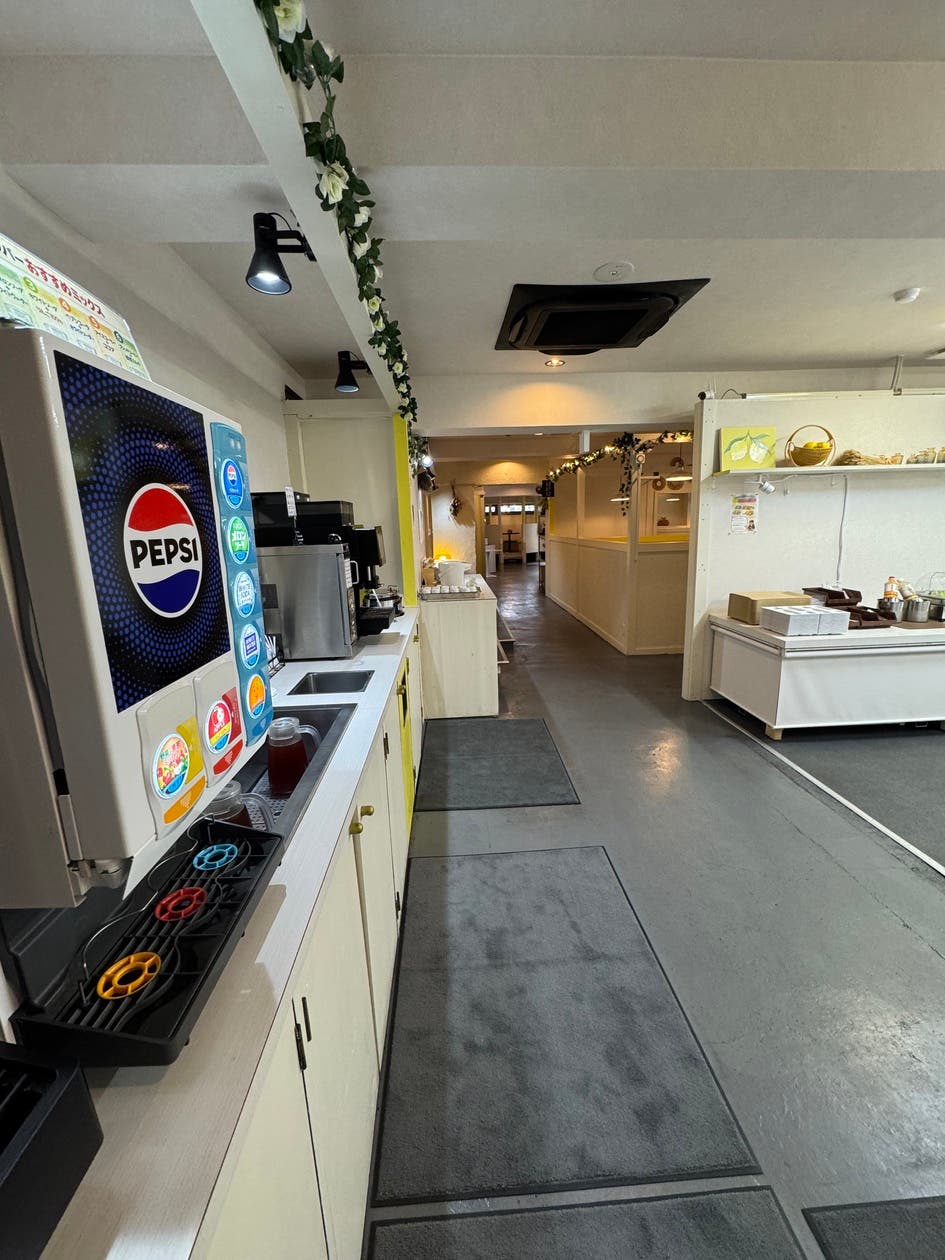 西大路三条駅徒歩3分｜駐車場18台｜最大64名｜貸切イベントスペースの写真11