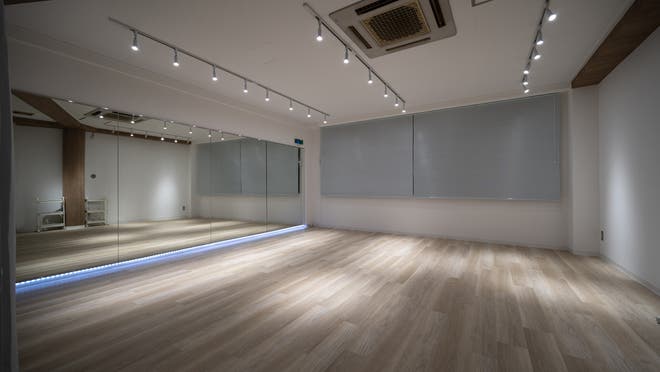【NEW】堺東駅4分!ダンス・ヨガ・フィットネスに!個人・レッスン・振付特化スタジオ!きれいに撮影できるハイスペックLED搭載!の写真6