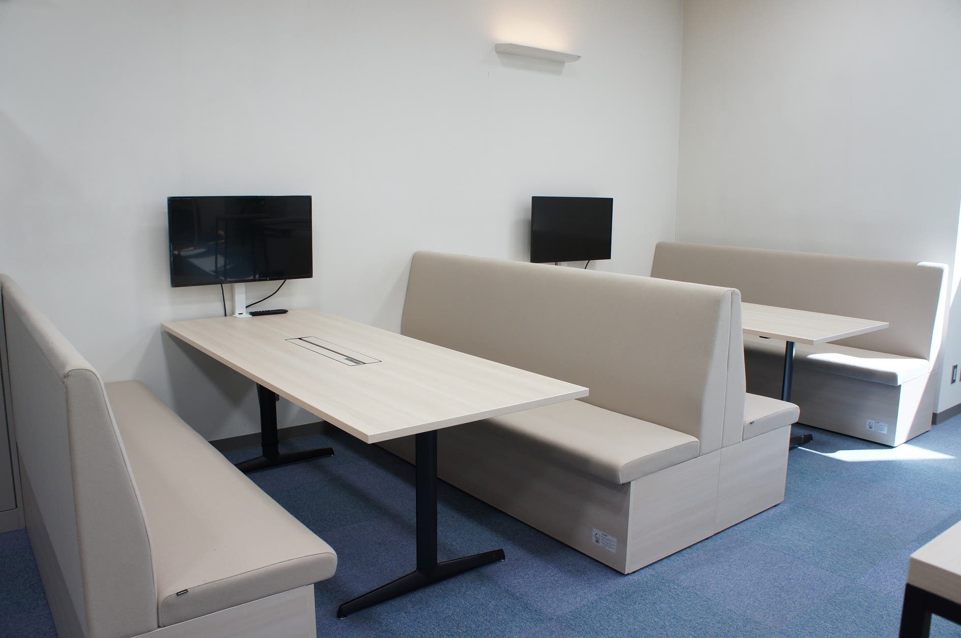 【ソファ席（6名用）_1】※りんくうタウン駅から徒歩2分の写真1