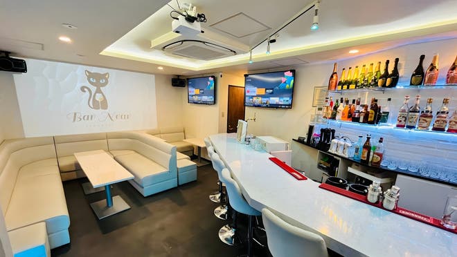 BAR完全貸切/セルフ飲み放題880円/カラオケ・ダーツ無料/心斎橋駅近/結婚式2次会/Bar Near 心斎橋の写真1