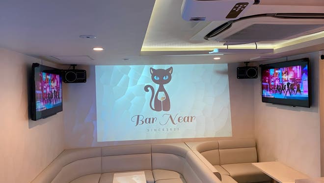 BAR完全貸切/セルフ飲み放題880円/カラオケ・ダーツ無料/心斎橋駅近/結婚式2次会/Bar Near 心斎橋の写真4