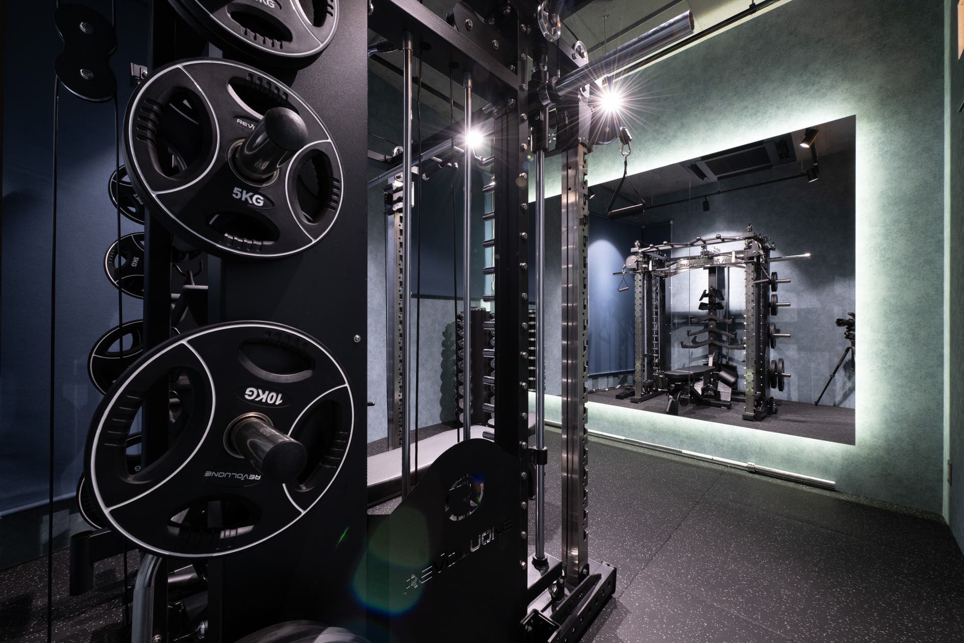 地域最安値！武蔵小杉徒歩５分！パーソナルトレーニング・個人利用に最適！お好きなBGMでモチベーション上がります！の写真2