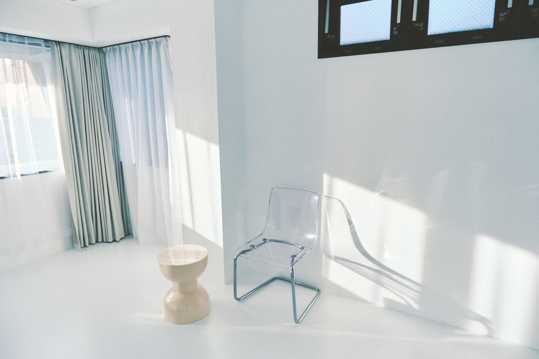 水道橋駅徒歩1分/自然光撮影スタジオ/商業撮影/作品撮り/エレベーター付きの写真1