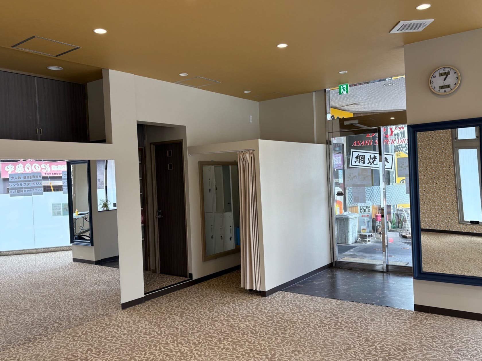 湯河原駅徒歩3分の明るく広いレンタルスタジオ。 ヨガ・ピラティス・整体・ストレッチ・少人数教室など多用途で利用できます。の写真8