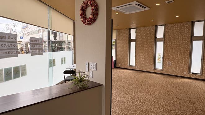 湯河原駅徒歩3分の明るく広いレンタルスタジオ。 ヨガ・ピラティス・整体・ストレッチ・少人数教室など多用途で利用できます。の写真10