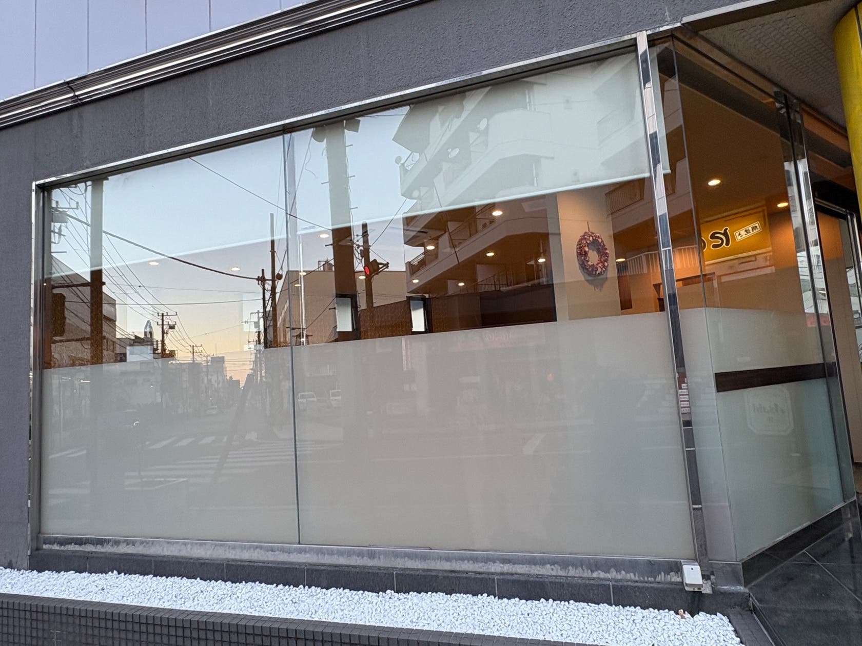 湯河原駅徒歩3分の明るく広いレンタルスタジオ。 ヨガ・ピラティス・整体・ストレッチ・少人数教室など多用途で利用できます。の写真13