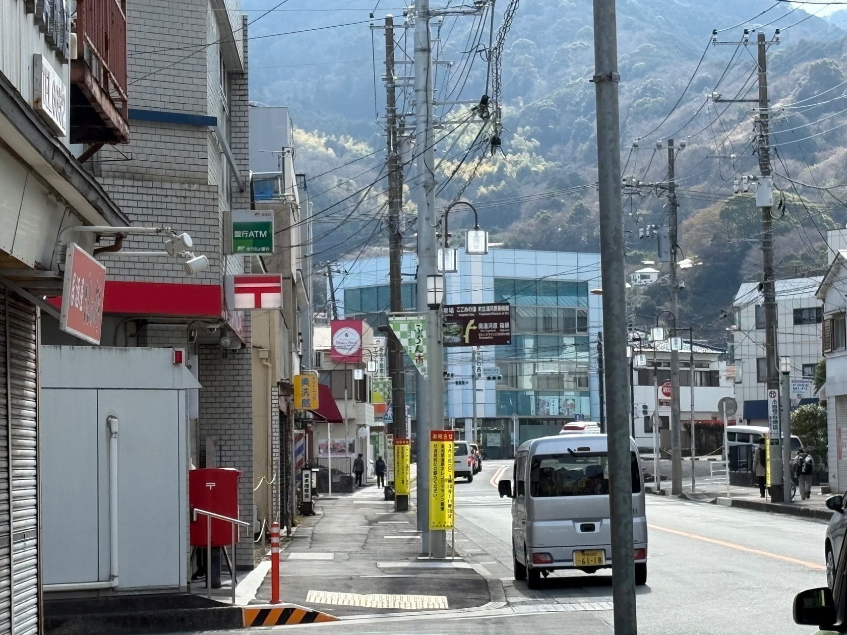 湯河原駅徒歩3分の明るく広いレンタルスタジオ。 ヨガ・ピラティス・整体・ストレッチ・少人数教室など多用途で利用できます。の写真19