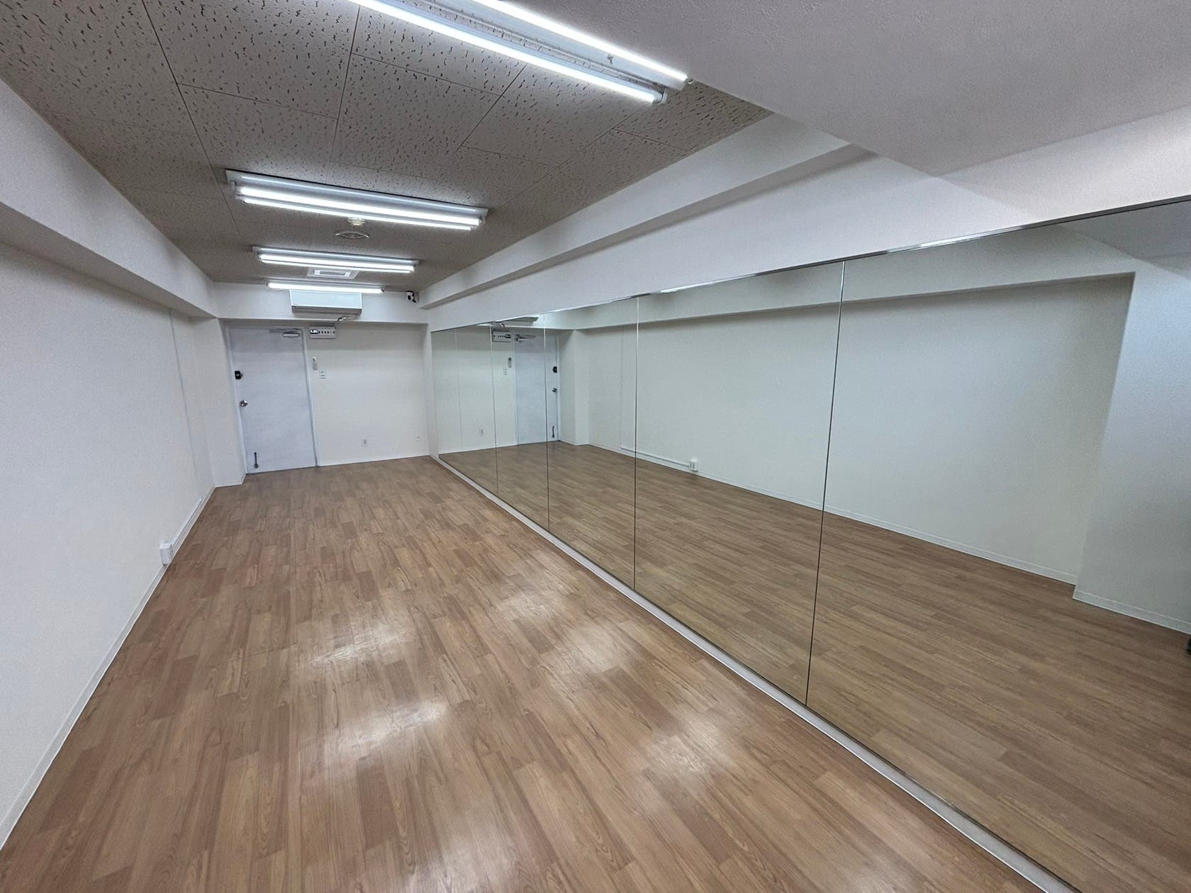 ✨3/16新規オープン🎉✨少人数レッスンに最適なスタジオ👯紙屋町西駅から徒歩1分！の写真2