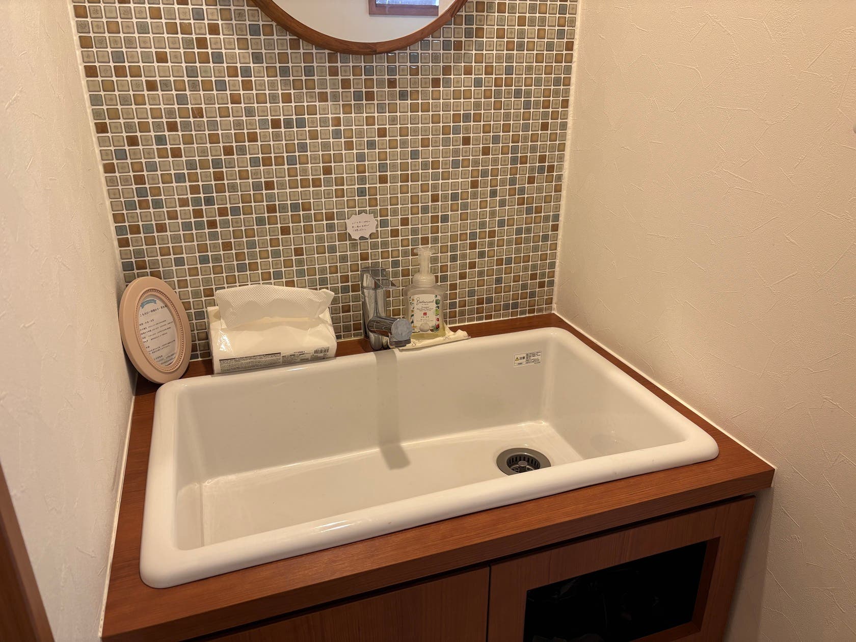 小上がりスペース・カウンター席あり。おしゃれで清潔なスペースです。の写真20