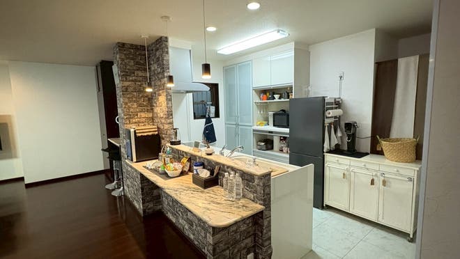 【20人規模】商店街直結/全面ガラス(2.3m×14m)のゴージャス空間の写真3