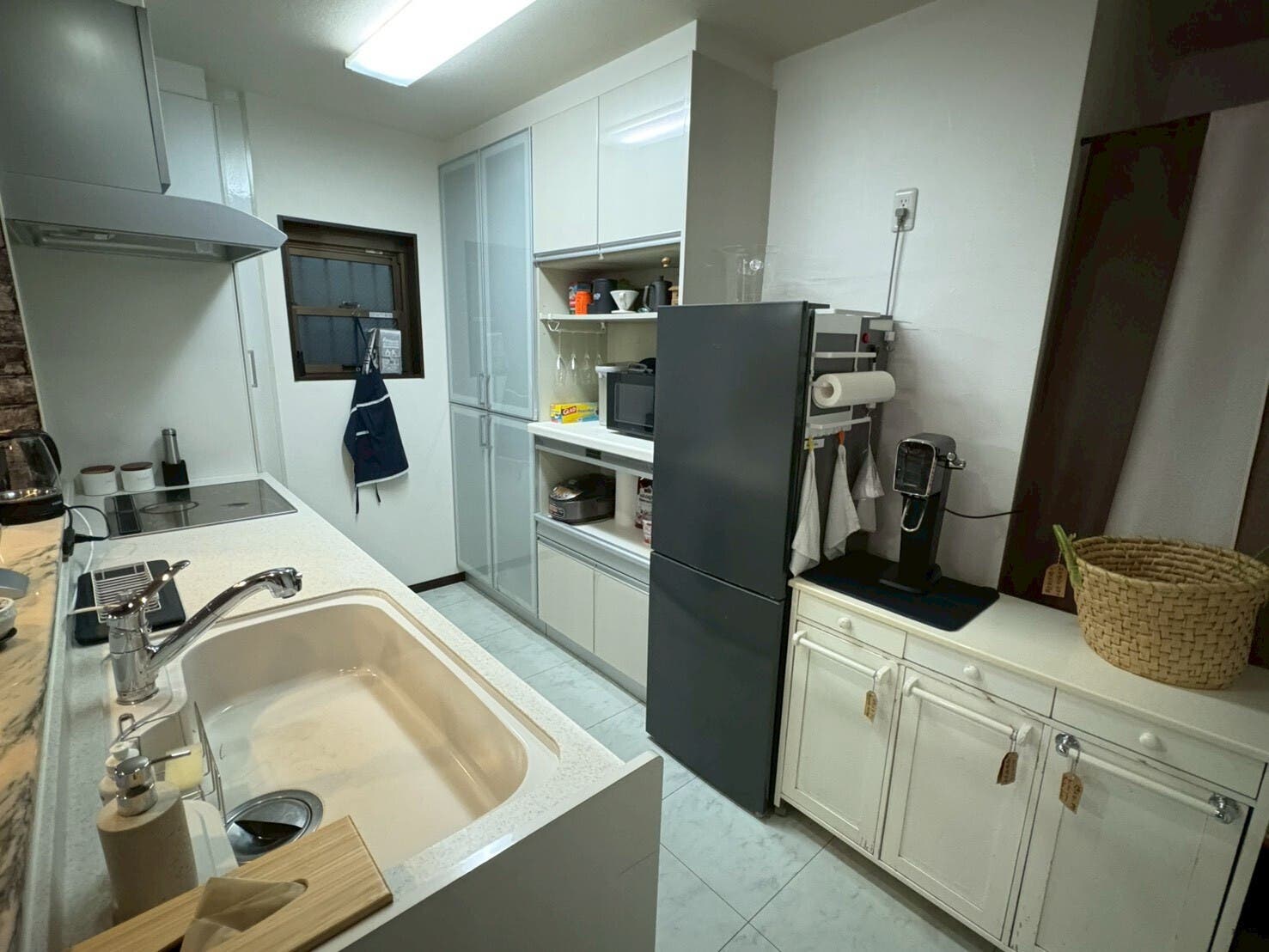 【20人規模】商店街直結/全面ガラス(2.3m×14m)のゴージャス空間の写真4