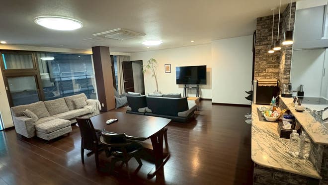 【20人規模】商店街直結/全面ガラス(2.3m×14m)のゴージャス空間の写真10