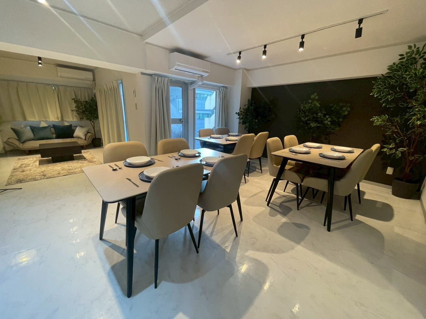 浜松町駅徒歩5分🚶‍♂️最大12名◎交流会・懇親会に最適✨女子会・推し活・歓送迎会🍃ポートレート・コスプレ撮影📷会議利用✨の写真4