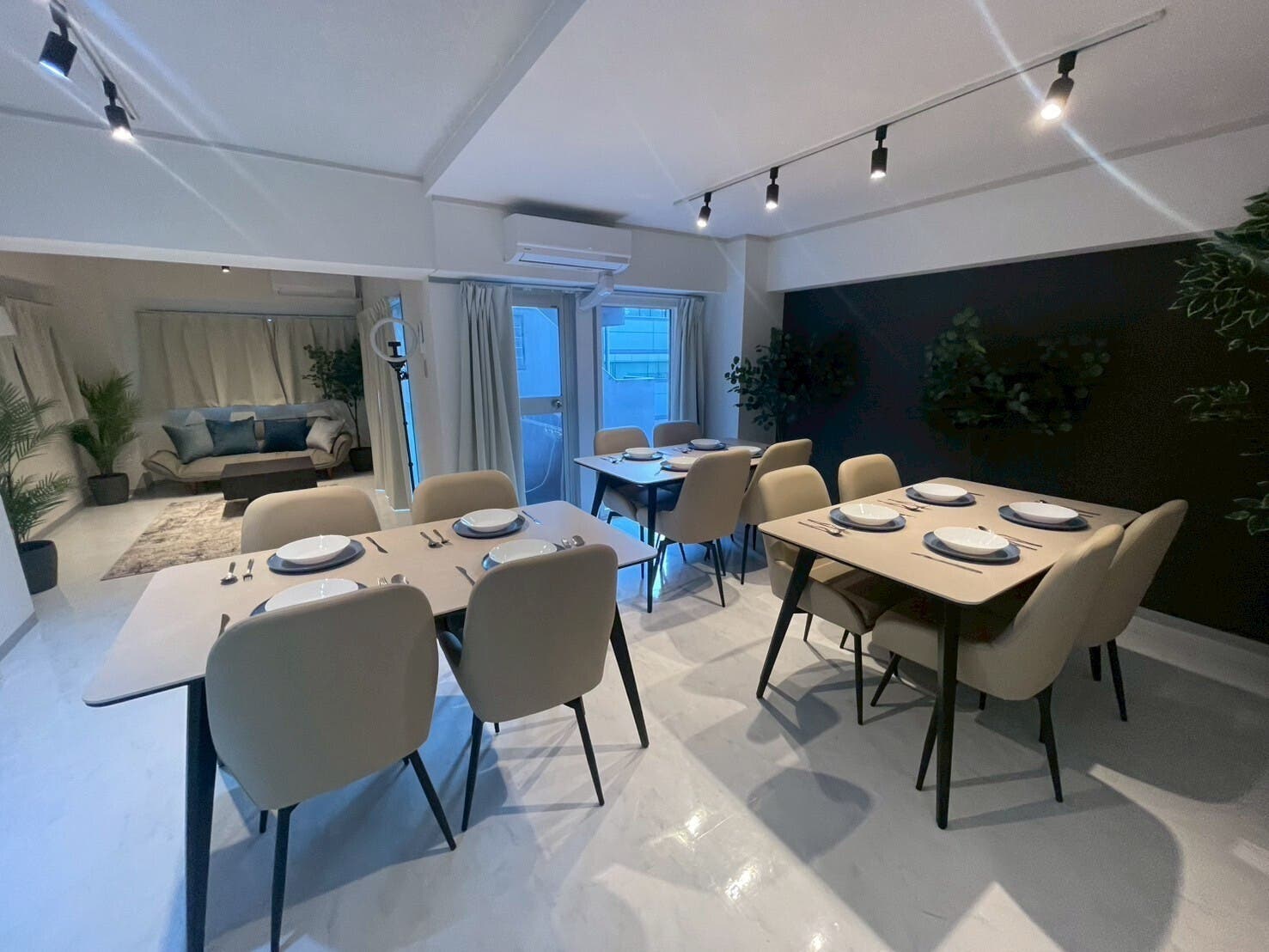 浜松町駅徒歩5分🚶‍♂️最大12名◎交流会・懇親会に最適✨女子会・推し活・歓送迎会🍃ポートレート・コスプレ撮影📷会議利用✨の写真5