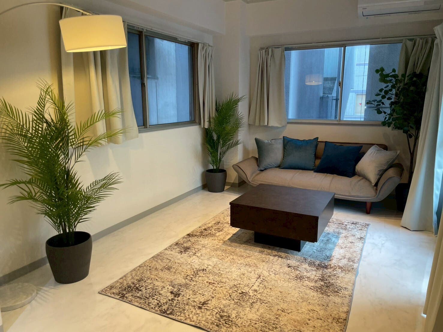 浜松町駅徒歩5分🚶‍♂️最大12名◎交流会・懇親会に最適✨女子会・推し活・歓送迎会🍃ポートレート・コスプレ撮影📷会議利用✨の写真10