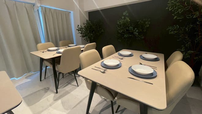 浜松町駅徒歩5分🚶♂️最大12名◎交流会・懇親会に最適✨女子会・推し活・歓送迎会🍃ポートレート・コスプレ撮影📷会議利用✨の写真12