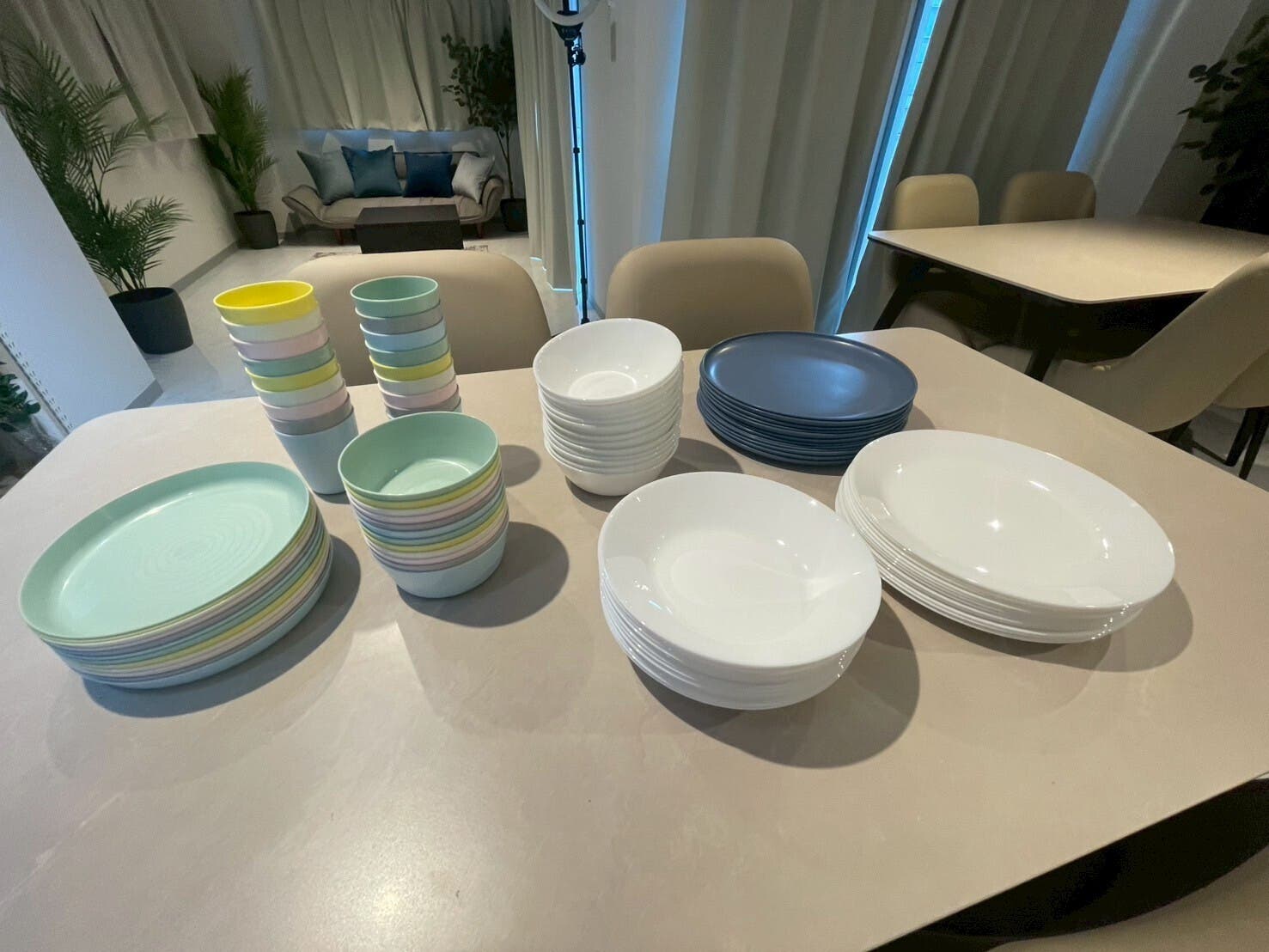 浜松町駅徒歩5分🚶‍♂️最大12名◎交流会・懇親会に最適✨女子会・推し活・歓送迎会🍃ポートレート・コスプレ撮影📷会議利用✨の写真13