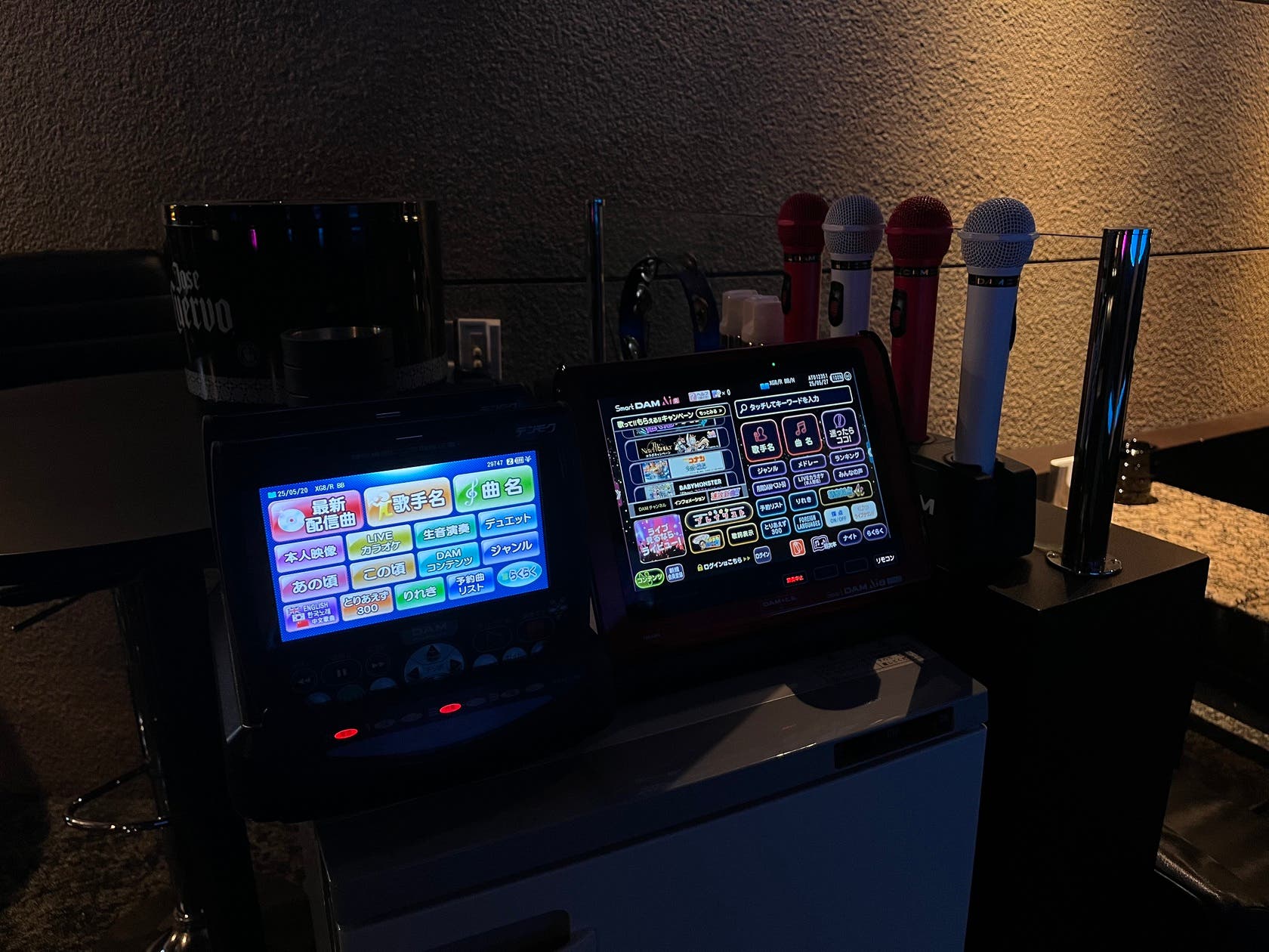 《心斎橋駅近/広々》高級BAR完全貸切可・各種パーティーに/カラオケ無料・ダーツLIVE2あり/飲み放題990円!/結婚式２次会の写真10