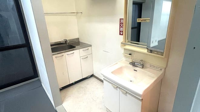 【 100㎡】【東中野駅8分・落合駅6分】ダンス/撮影/演劇/会議、2面の巨大鏡、光ネット、更衣室有の写真3