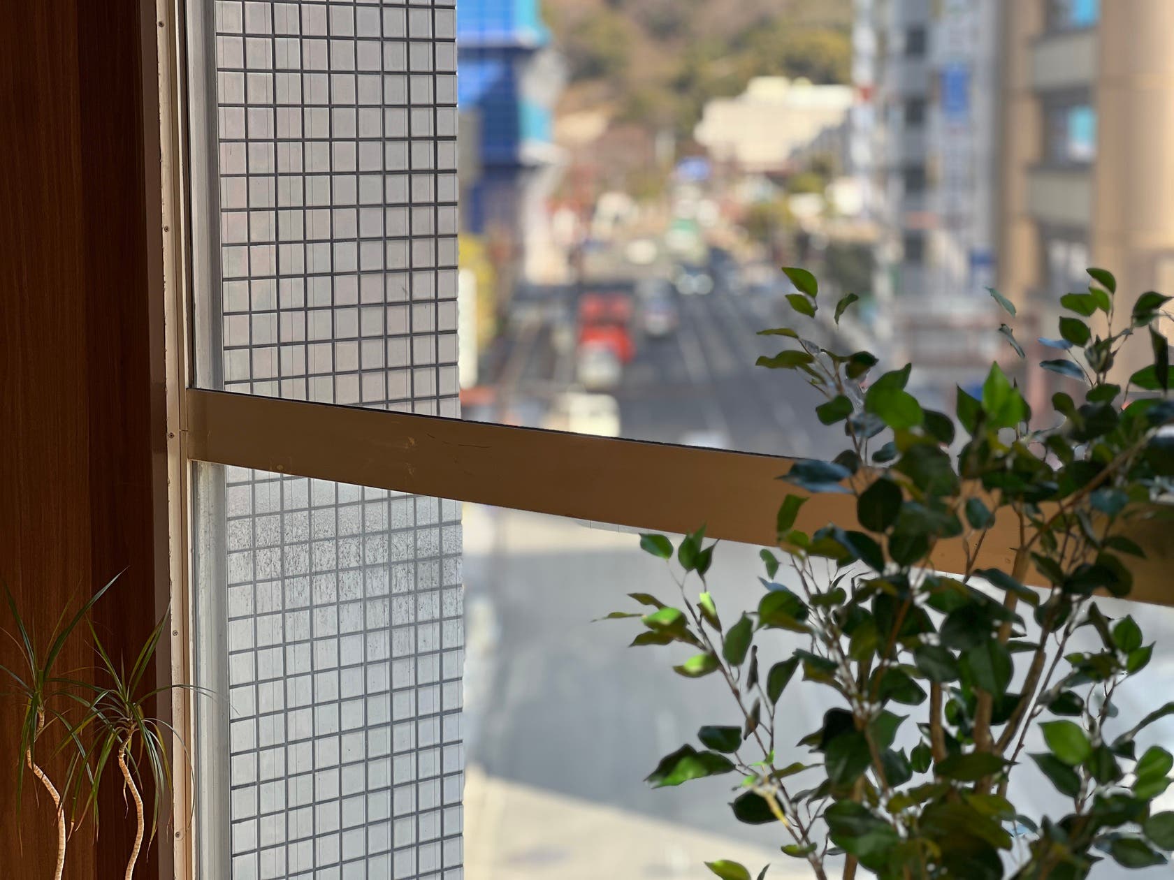 【松山市駅徒歩2分】城を望む開放感。Wi-Fi・モニター完備の教育ラボで、会議もワークショップも。当日予約・手ぶらOK！の写真2