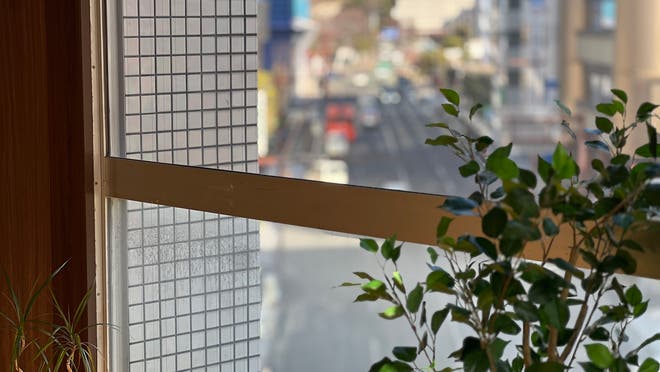 【松山市駅徒歩2分】城を望む開放感。Wi-Fi・モニター完備の教育ラボで、会議もワークショップも。当日予約・手ぶらOK!の写真2