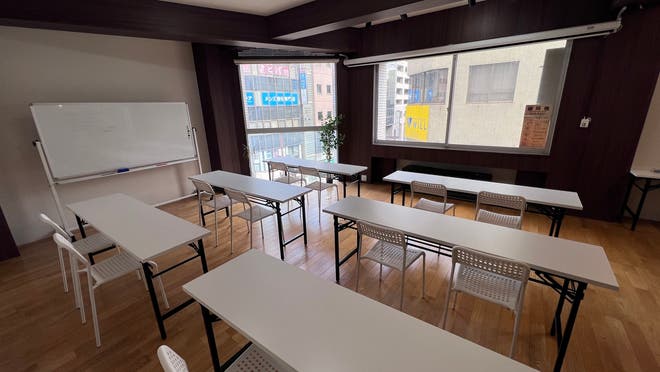 【松山市駅徒歩2分】城を望む開放感。Wi-Fi・モニター完備の教育ラボで、会議もワークショップも。当日予約・手ぶらOK!の写真7