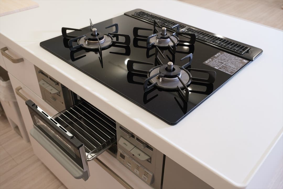 防音・遮光設備を完備し、テレビ収録や動画撮影に最適。 サブキッチンも完備しているため差し替えなどにもご対応いただけます。の写真4