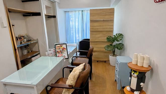 経堂駅徒歩1分のレンタルネイルサロンの写真1