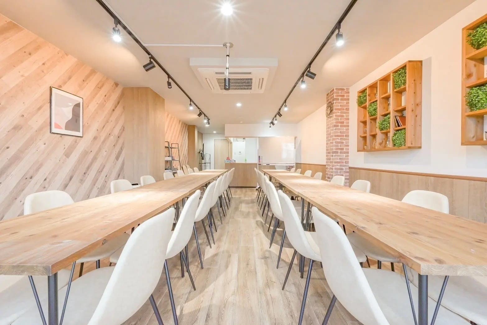 ＜Dear京都西＞西大路駅徒歩3分🚃24H🈺Wi-Fi📶プロジェクター🎥キッチン🍳パーティー/オフ会/会議/ゲームの写真5