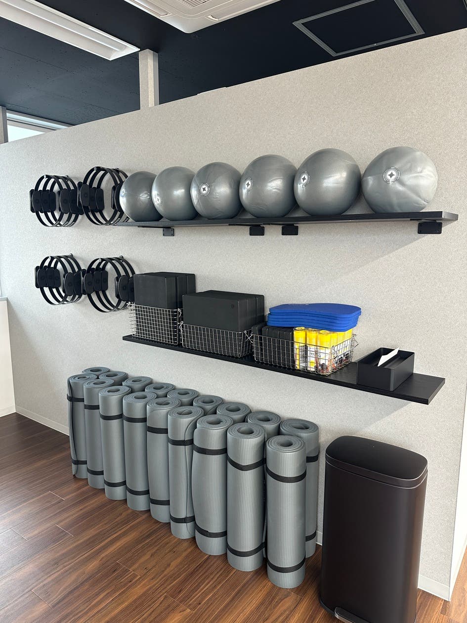 Merrithew制のマシン、プロップス完備のピラティススタジオの写真8