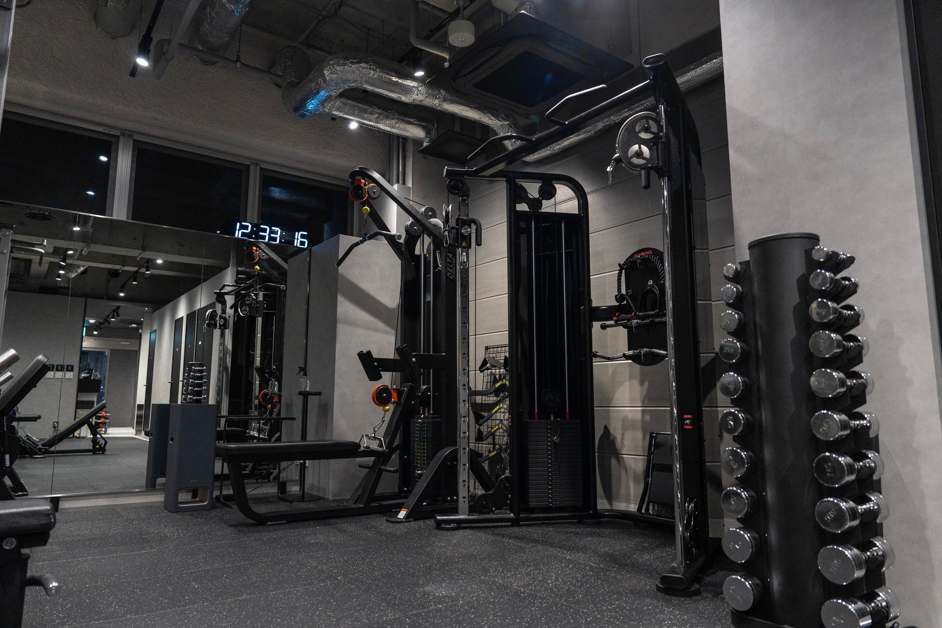 ６種類のマシンを完備！渋谷駅【徒歩5分】＆天井高３m超｜上質でラグジュアリーな極上空間の写真2