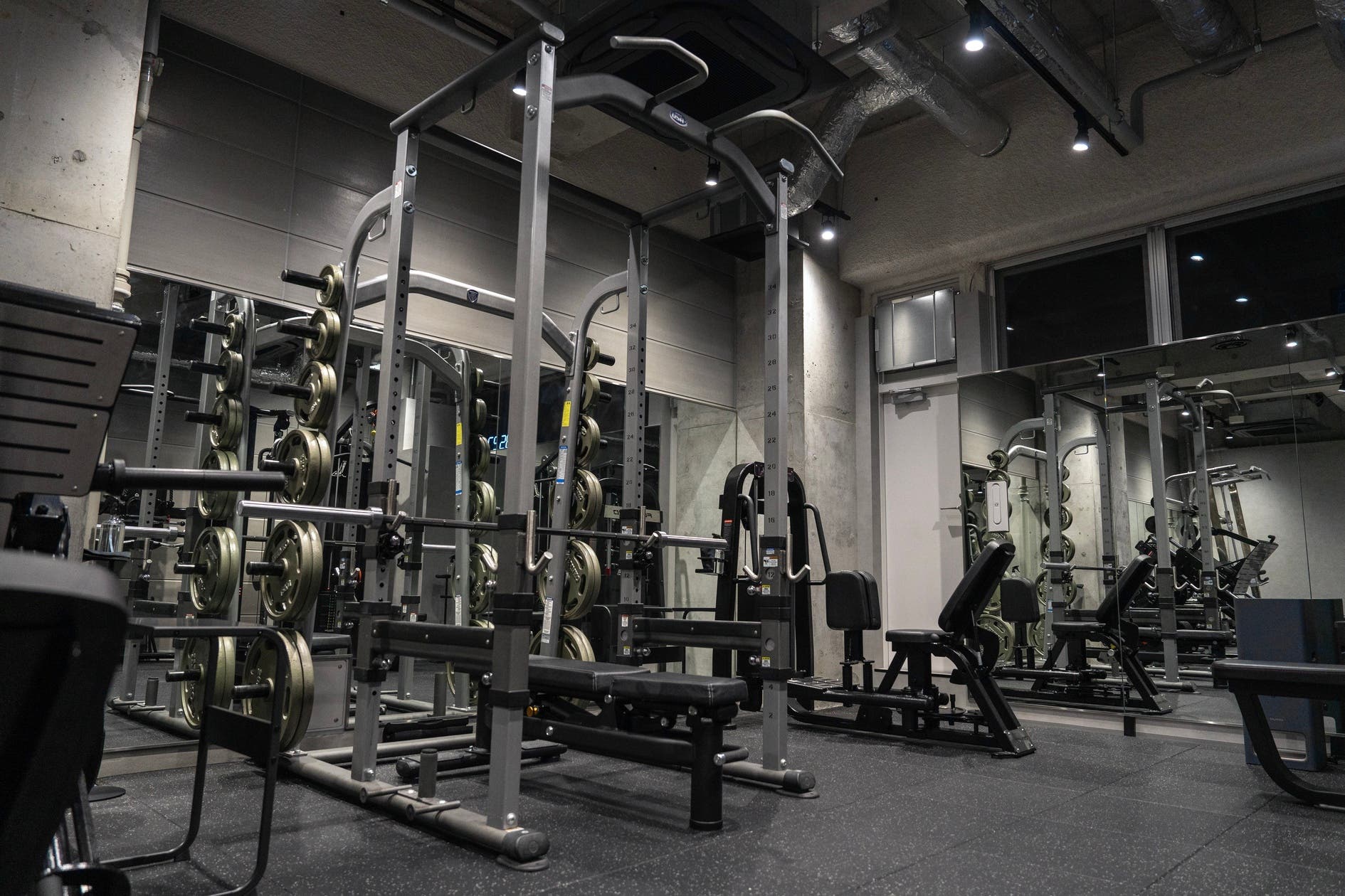 ６種類のマシンを完備！渋谷駅【徒歩5分】＆天井高３m超｜上質でラグジュアリーな極上空間の写真4