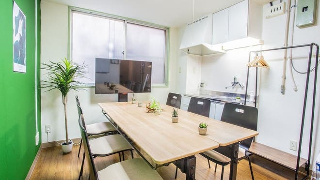 【蒲田駅2分!8名】綺麗な室内!WiFi・大型モニター・ホワイトボード全て無料!ふれあい貸し会議室 蒲田B-GreenAce1の写真4