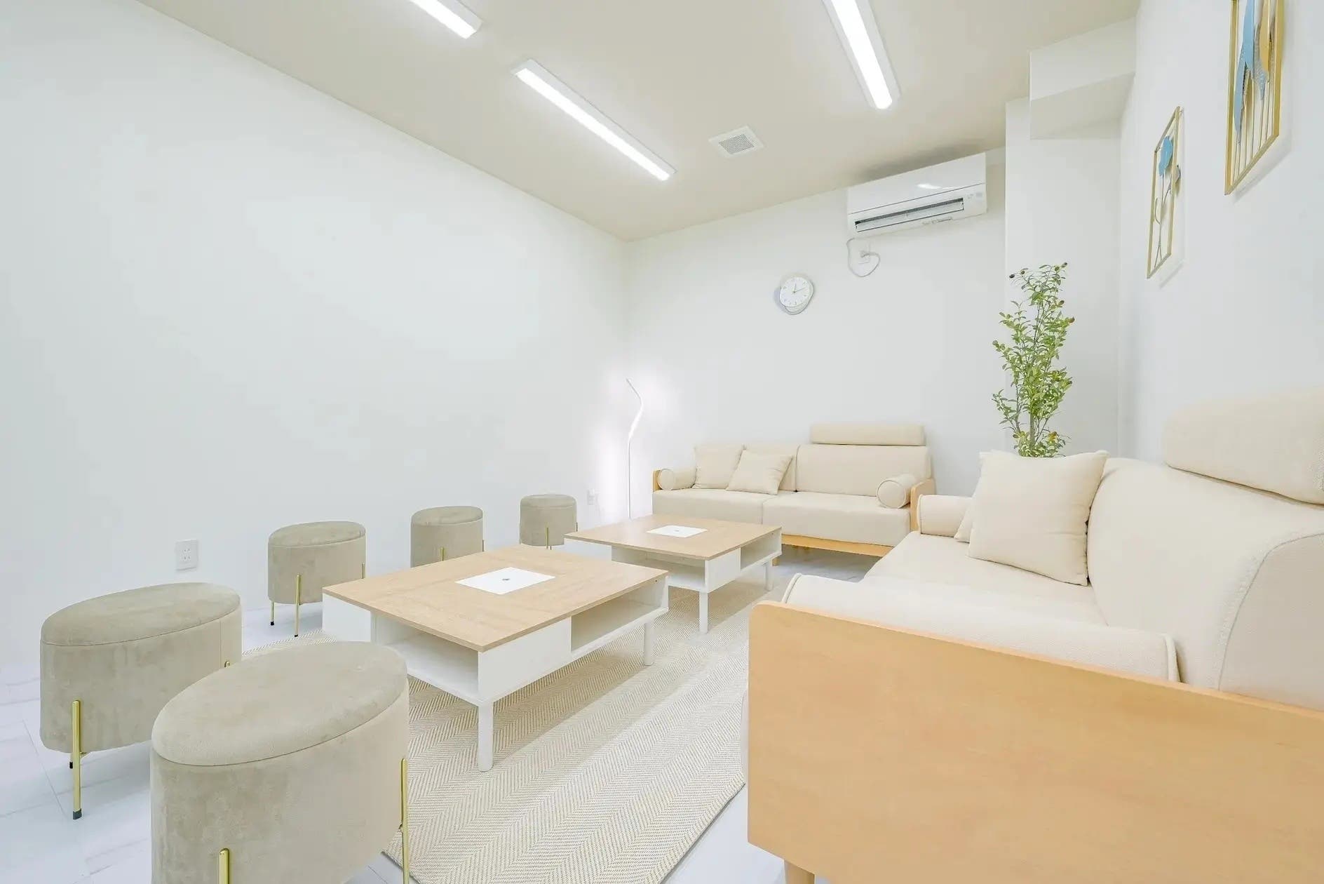 ＜Dear京都四条＞駅徒歩5分🚃24H🈺Wi-Fi📶プロジェクター🎥モニター🖥️鑑賞会/オフ会/懇親会/撮影の写真8