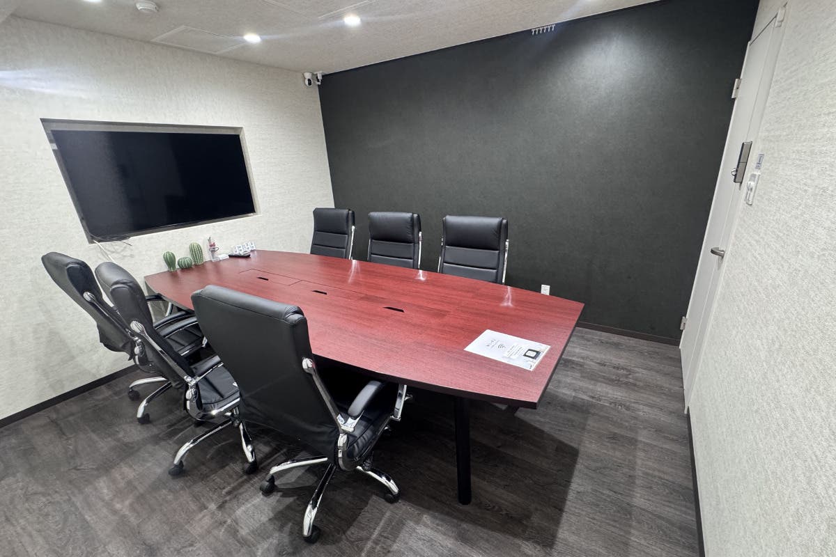 【商談に最適♪港区・赤坂の会議室】溜池山王駅徒歩３分！高級感溢れる会議室- 赤坂・溜池山王の貸ペースペチャクチャRoom２の写真2