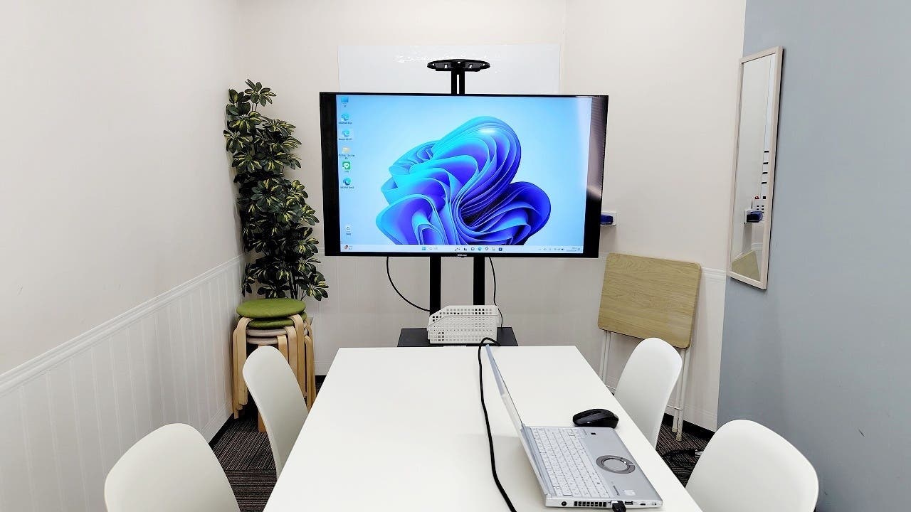 【赤坂見附駅徒歩2分/赤坂駅徒歩4分】10名/高速光Wifi・50インチ大型モニター/ボドゲや楽器練習にも/軽飲食可/靴利用の写真5