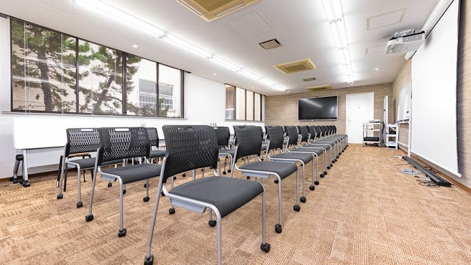 スペモ🏰駒沢大学駅近🚉会議💻セミナー👩🏫研修📖説明会🗣️プロジェクター完備🌟786_TreatWORK駒沢大学の写真3