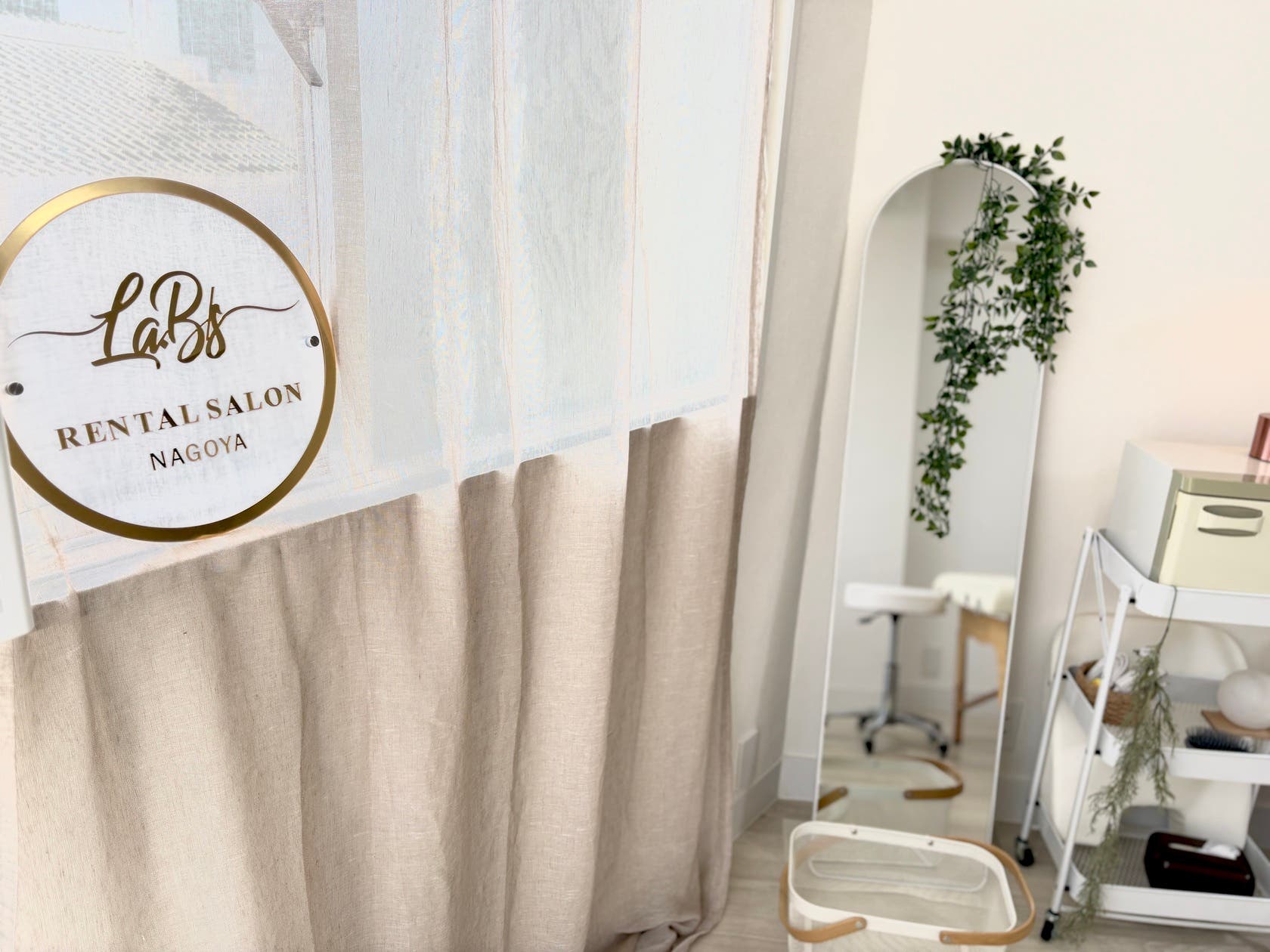 ラベゼレンタルサロン名古屋駅から７分の写真2