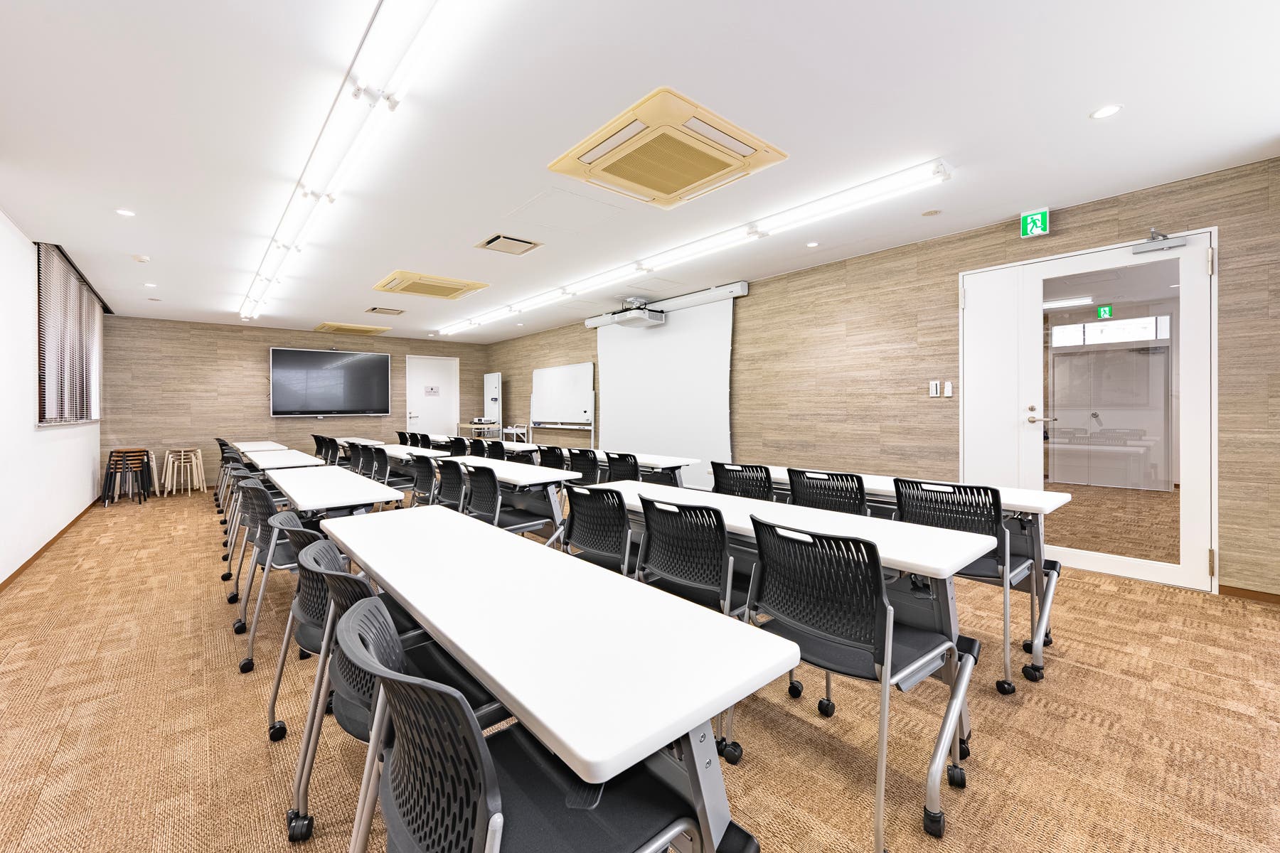 スペモ🏰駒沢大学駅近🚉会議💻セミナー👩‍🏫研修📖説明会🗣️プロジェクター完備🌟786_TreatWORK駒沢大学の写真14