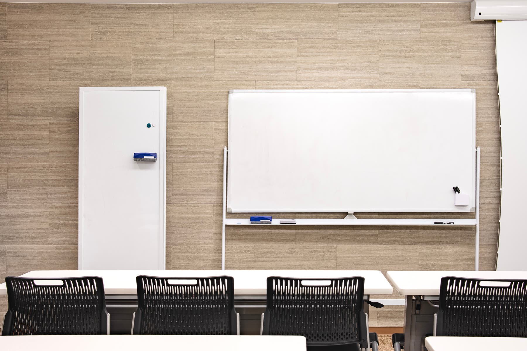 スペモ🏰駒沢大学駅近🚉会議💻セミナー👩‍🏫研修📖説明会🗣️プロジェクター完備🌟786_TreatWORK駒沢大学の写真25